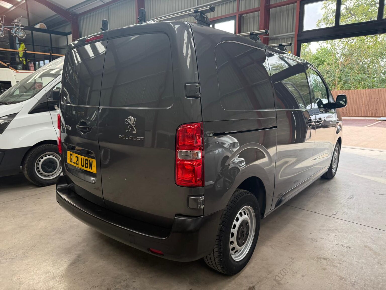 Peugeot Expert 2.0 BlueHDi 1400 Professional Standard Panel Van MWB ...