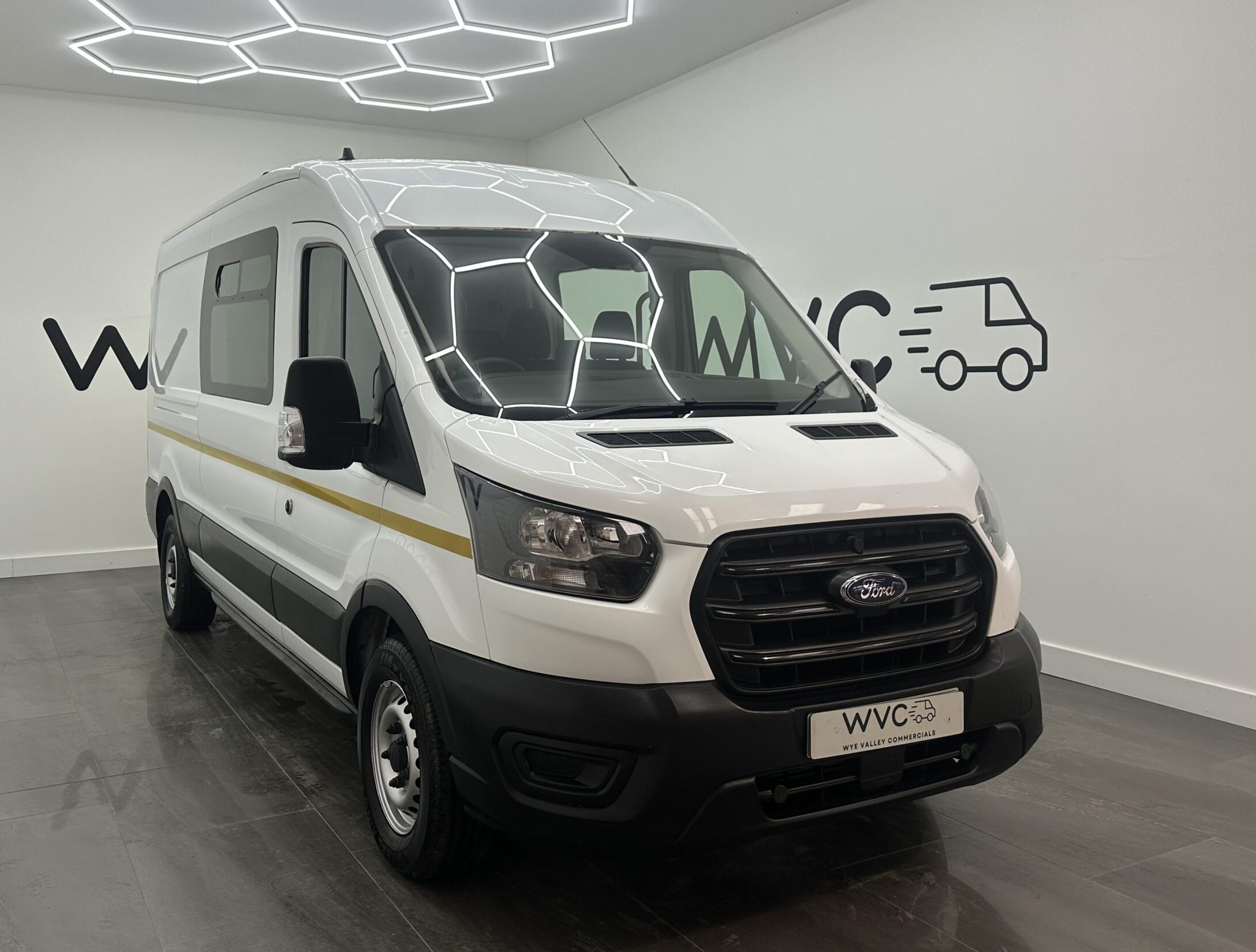 Ford Transit 2.0 350 EcoBlue Leader FWD L3 H2 Euro 6 (s/s) 5dr